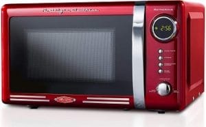The 7 Best Mini Microwaves for Saving Space [2021 Reviews]